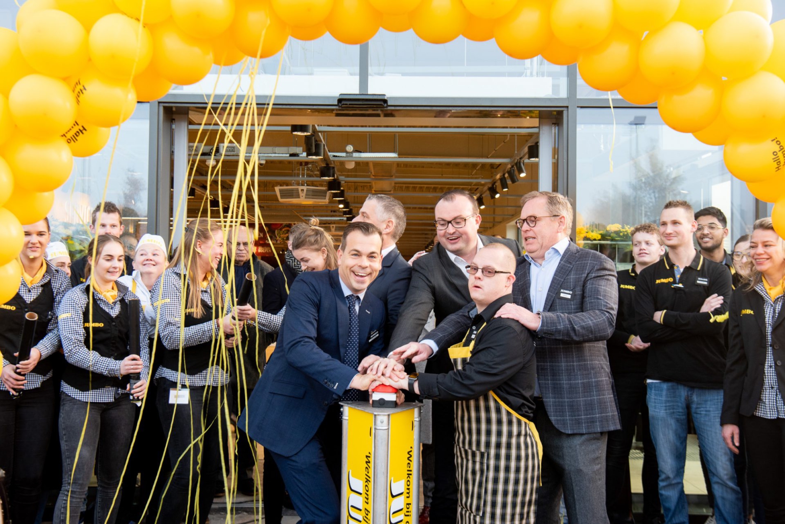 FEESTELIJKE HEROPENING JUMBO DRACHTEN STATIONSWEG - Maripaan Groep